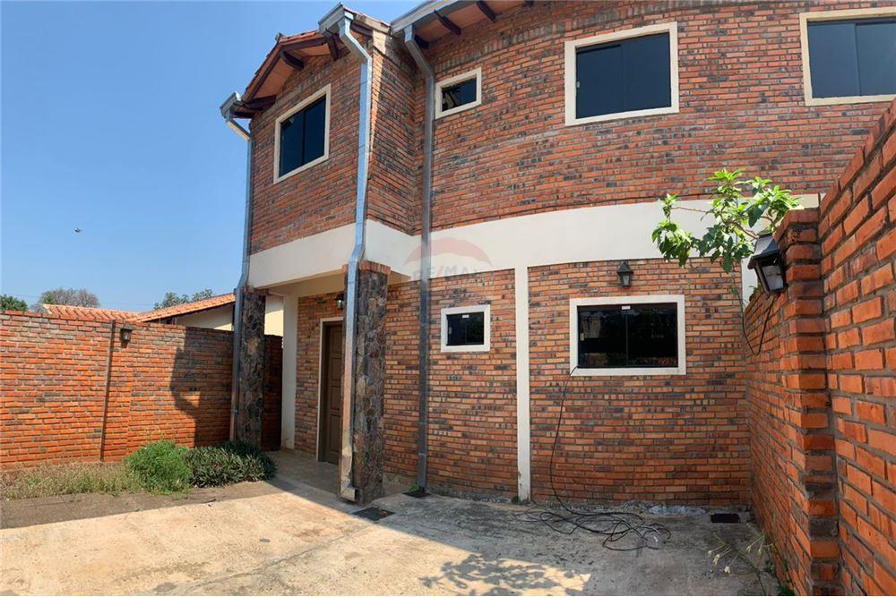 Alquilo duplex en Fernando de la Mora Zona Norte. Ref #SF81F3 - infocasas.com.py