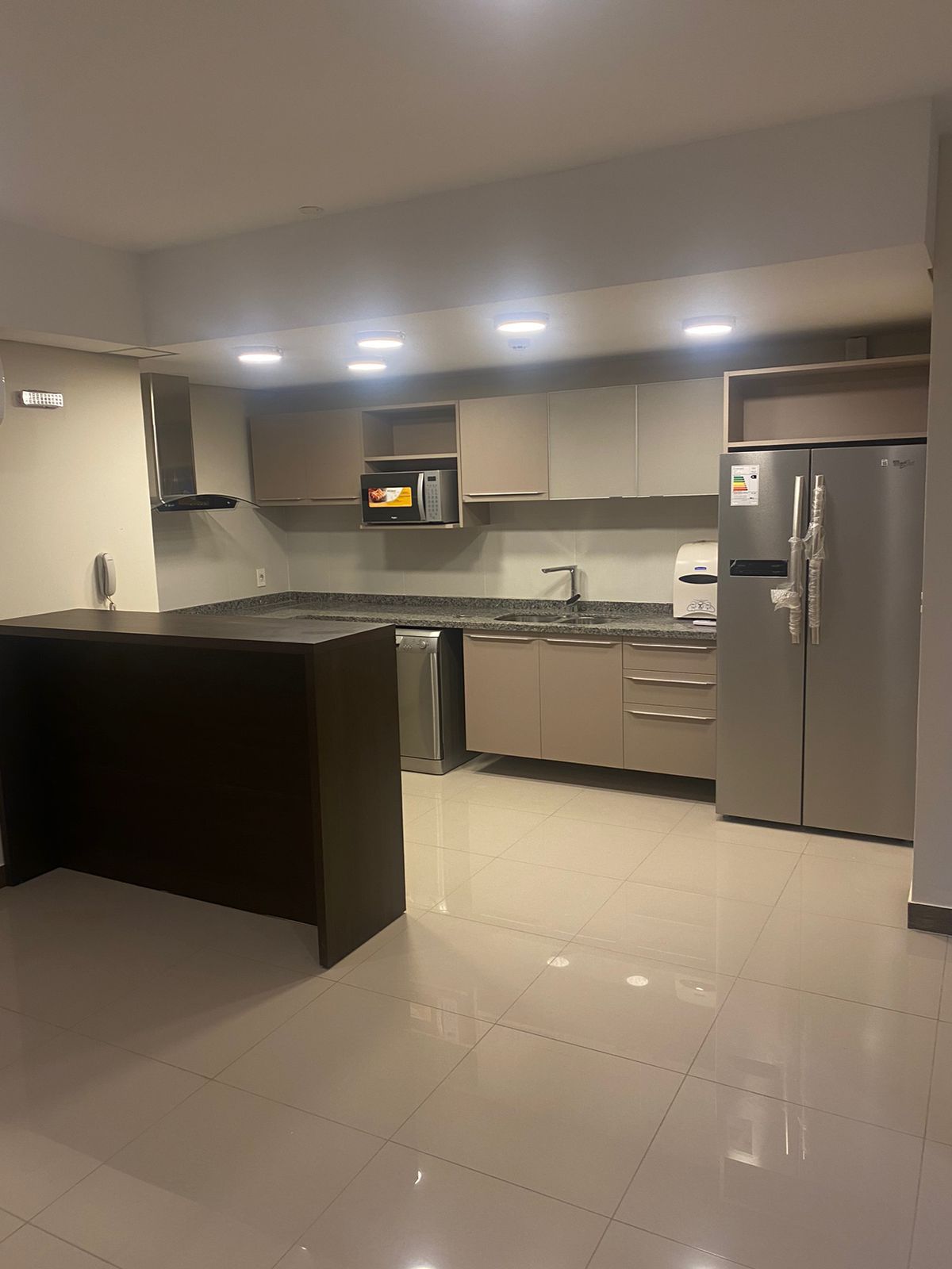 ALQUILO EN VILLA MORRA DEPTO 150 M2 propios SEMI AMOBLADO . Ref #EF0B7A - infocasas.com.py