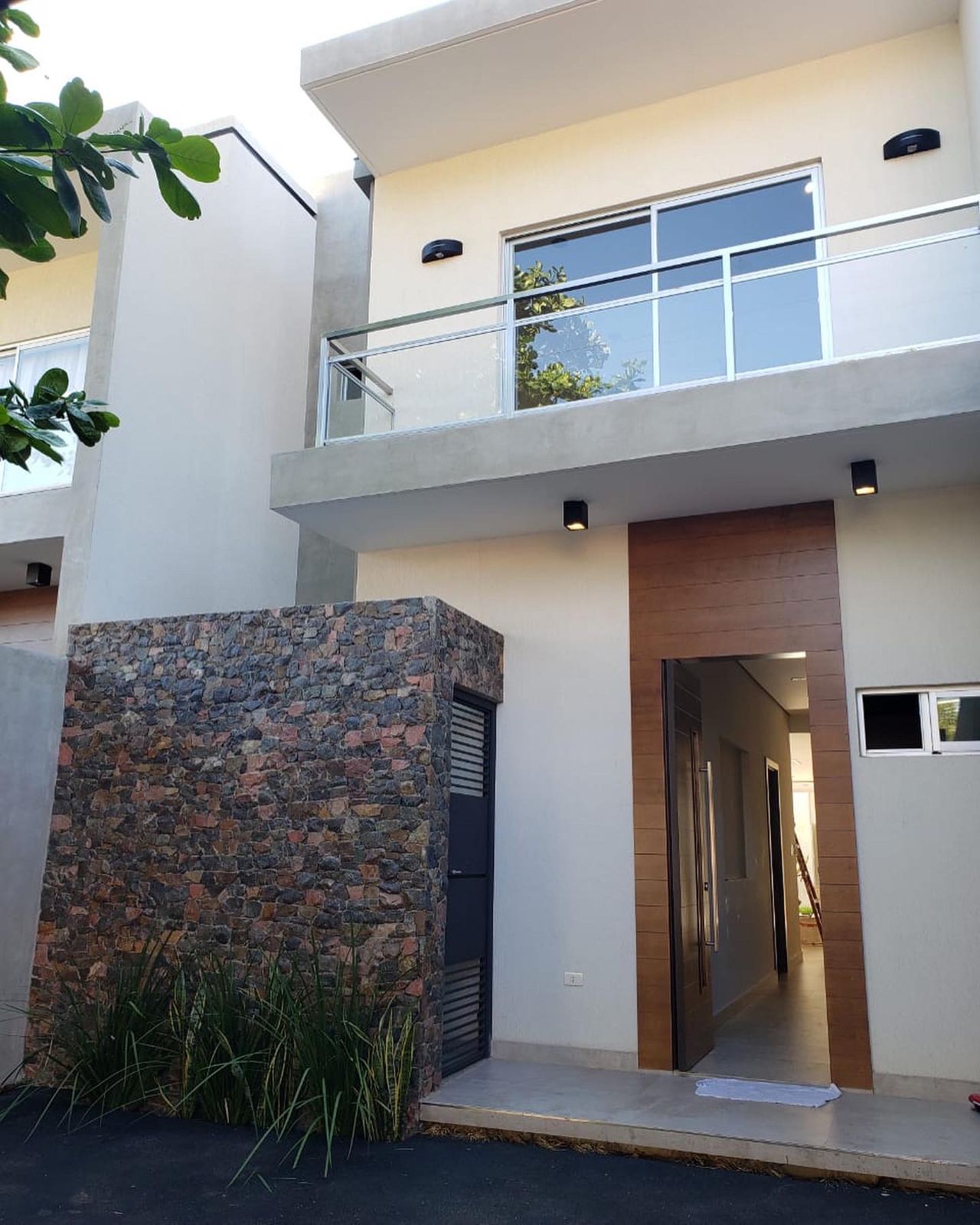 Alquilo duplex en Mburucuya 3 suite y piscina . Ref #DA561A - infocasas.com.py