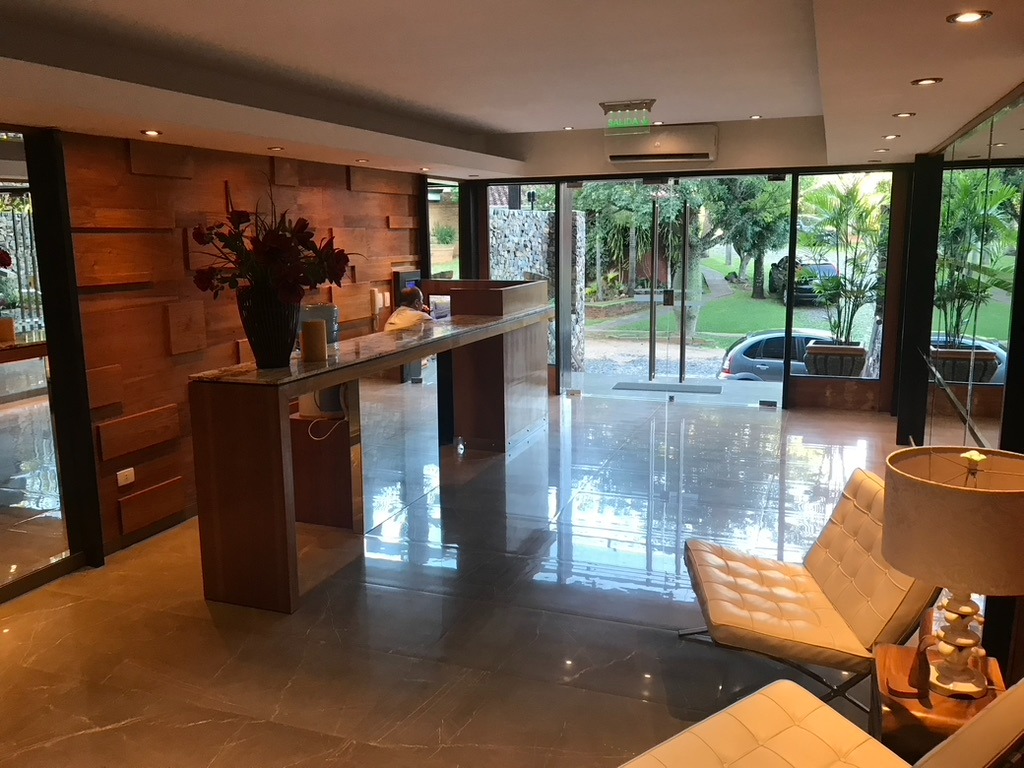 #Alquilo hermoso y amplio departamento en la zona Casa Rica Molas López. Ref #E7372A - infocasas ...