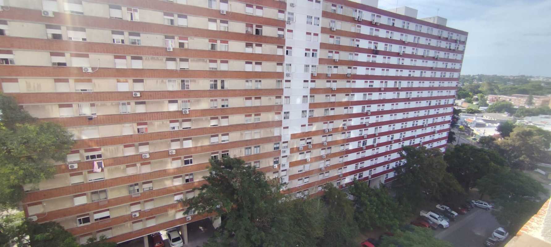 PARQUE POSADAS PISO ALTO GRAN VISTA Y MUCHO SOL EXC LOCOMOCION Y SERVICIOS!!!. Ref #M21C8B ...