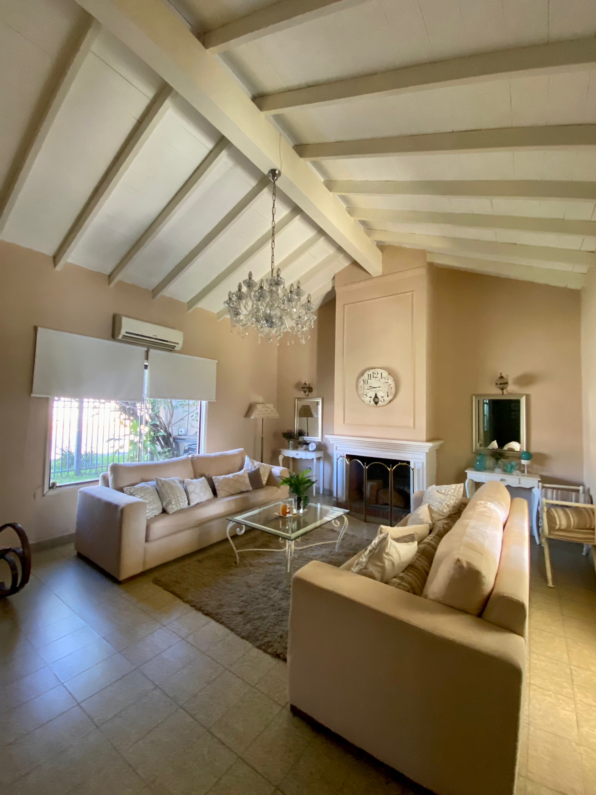 Vendo Casa en Esquina. Toda en Planta Baja. Mburucuya. COD LG. Ref #ZEA92D - infocasas.com.py