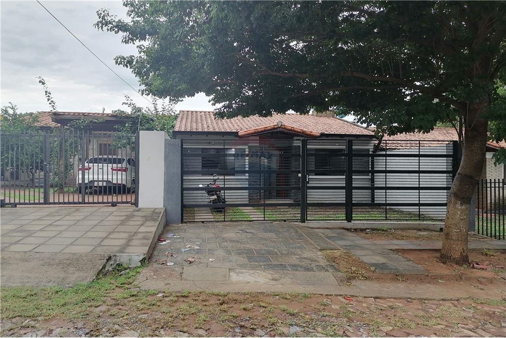 VENDO CASA TIPO CHALET EN LAMBARE. Ref #A7C175 - infocasas.com.py