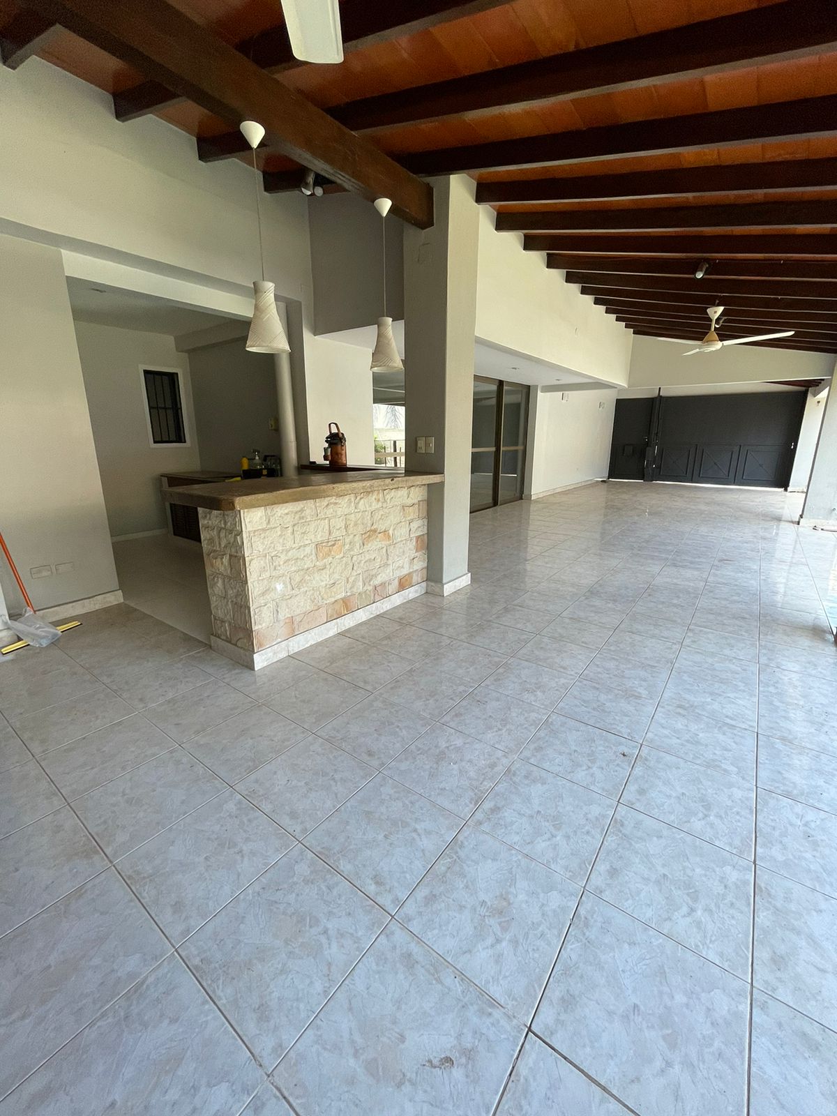 Alquilo casa para oficina y/o vivienda . Ref #RA58FC - infocasas.com.py