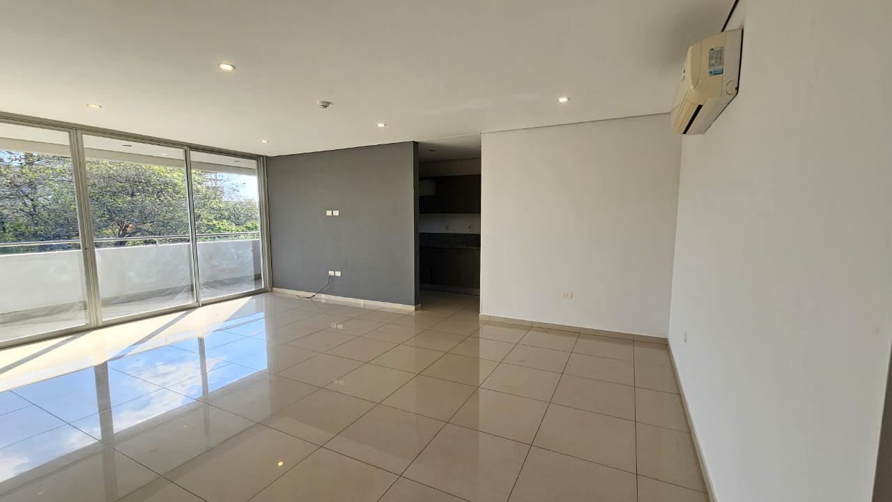 ALQUILO AMPLIO DEPTO DE 3 HABITACIONES EN VILLA MORRA ZONA BOGGIANI. Ref #C8652F - infocasas.com.py