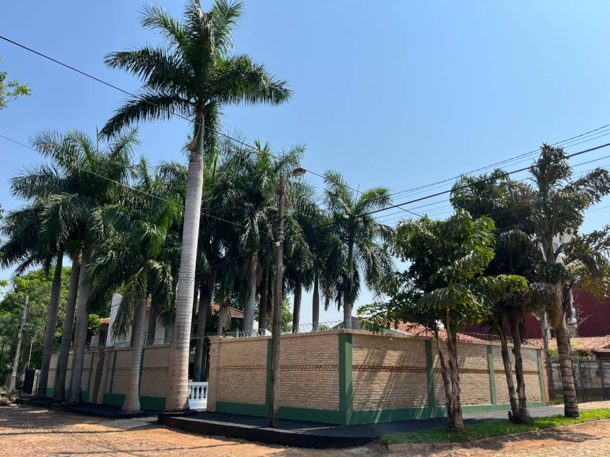 ALQUILO DÚPLEX EN ASUNCION LOMA PYTA. Ref #L12E13 - infocasas.com.py