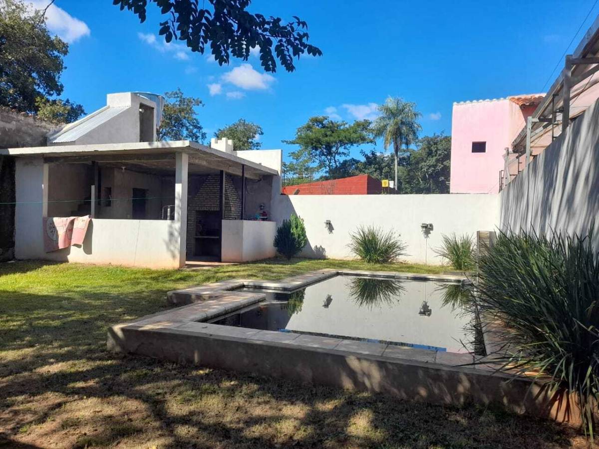 ALQUILO HERMOSA CASA ESTILO MINIMALISTA CON PISCINA EN LUQUE - ZARATE ISLA. Ref #U58D92 ...