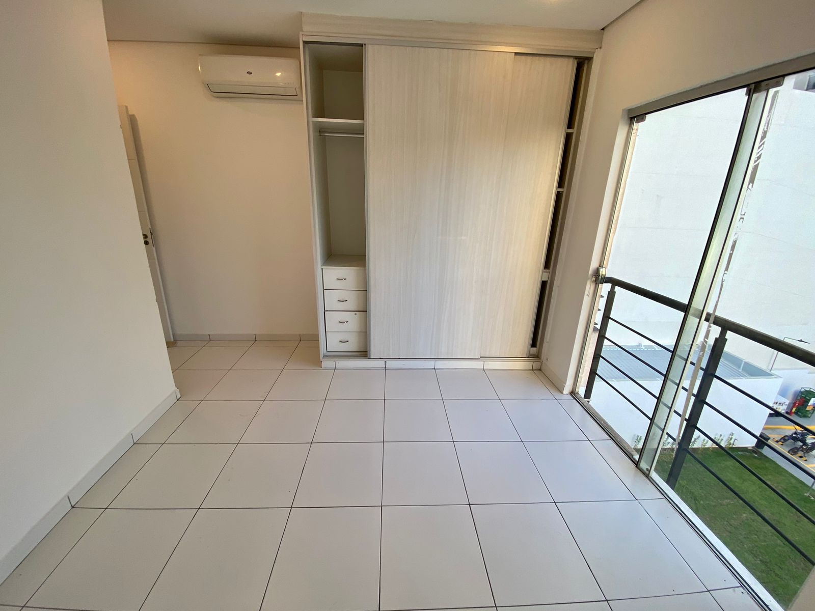 Alquilo dpto zona casa rica Molas López. Ref #BA929A - infocasas.com.py