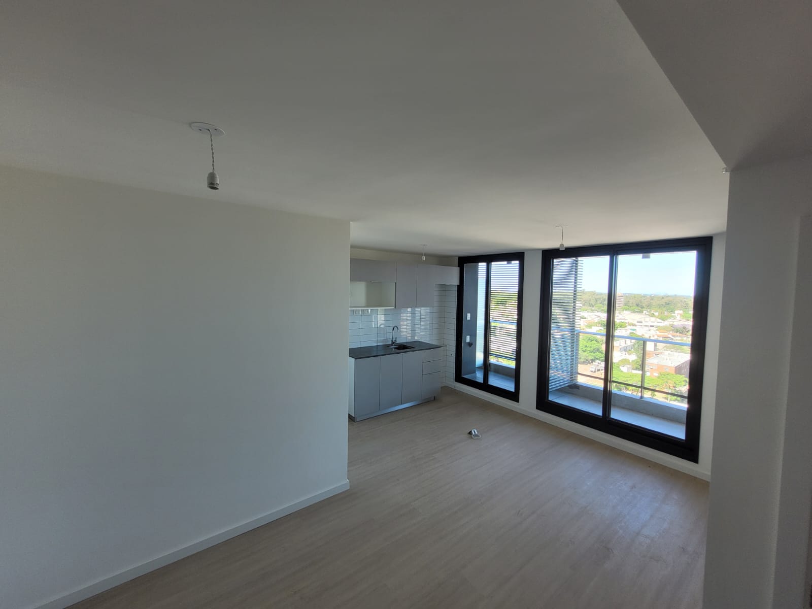 Ref. A 937 Alquiler apartamento a estrenar 1 dorm, garaje . Ref #ED4742 ...