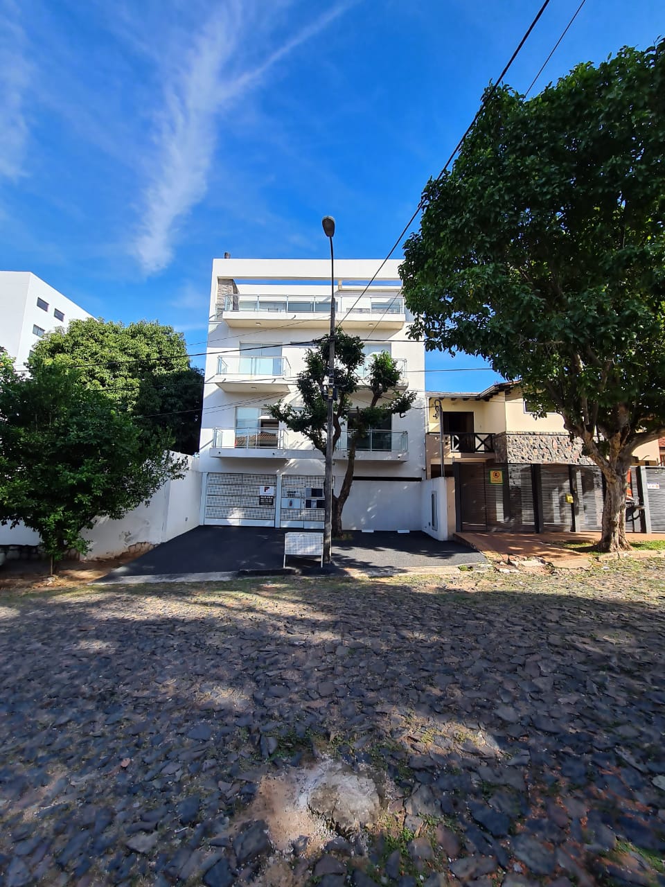 Alquilo Penthouse de 1 Dormitorio Equipado y Amoblado en Barrio Jara. Ref #DF91E0 - infocasas.com.py