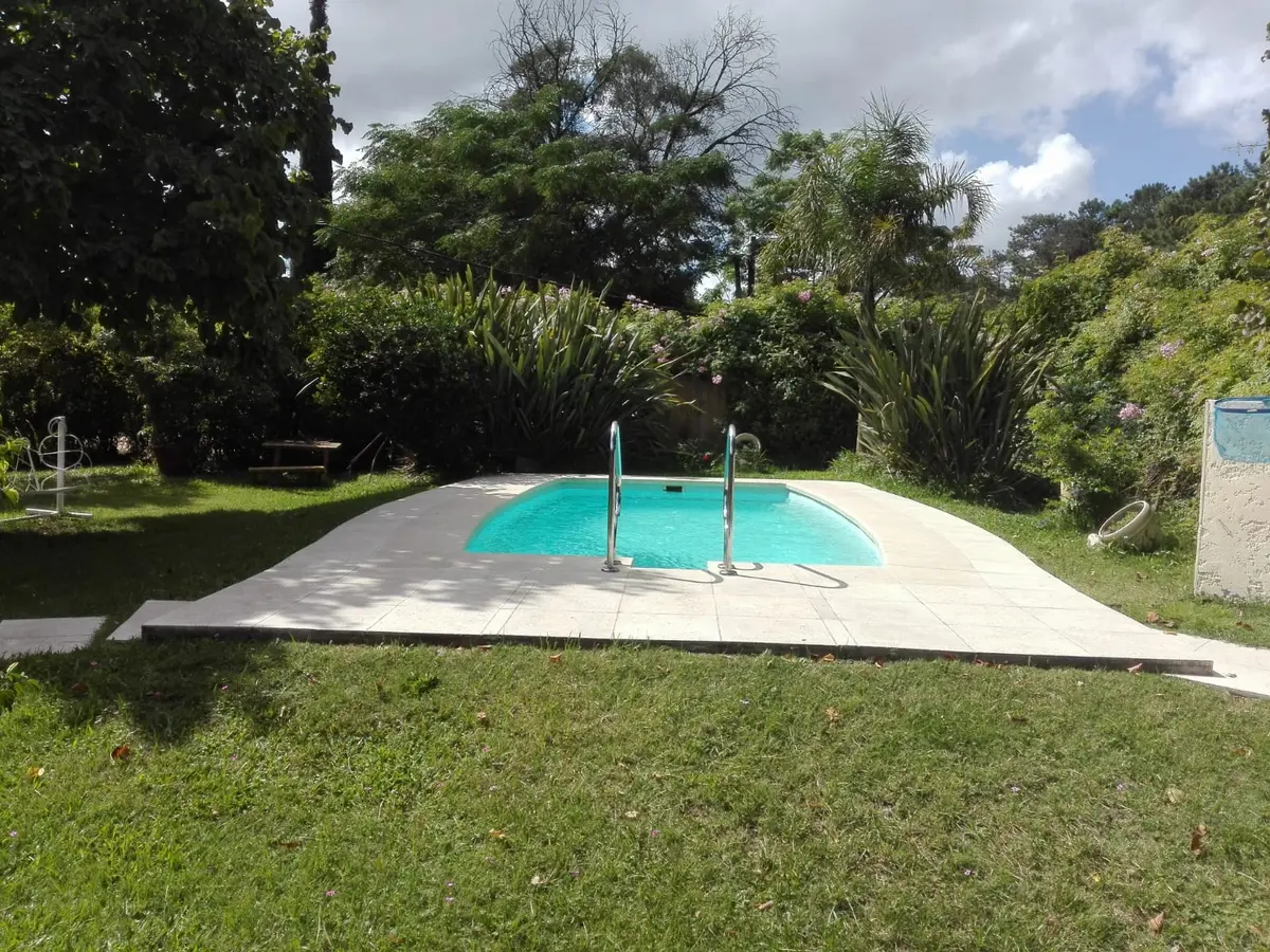 Alquilo hermosa casa con piscina. Ref #GF69FF - infocasas.com.uy