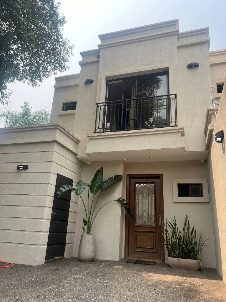 VENDO DUPLEX EN EXCELENTE ESTADO EN BARRIO MBURUCUYA. Ref #FF2714 - infocasas.com.py