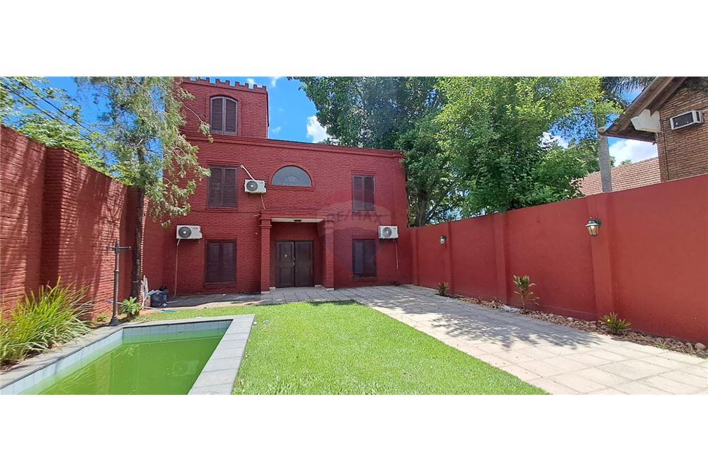 ALQUILO HERMOSA CASA CON PISCINA B. SANTA MARIA. Ref #C31F8F - infocasas.com.py