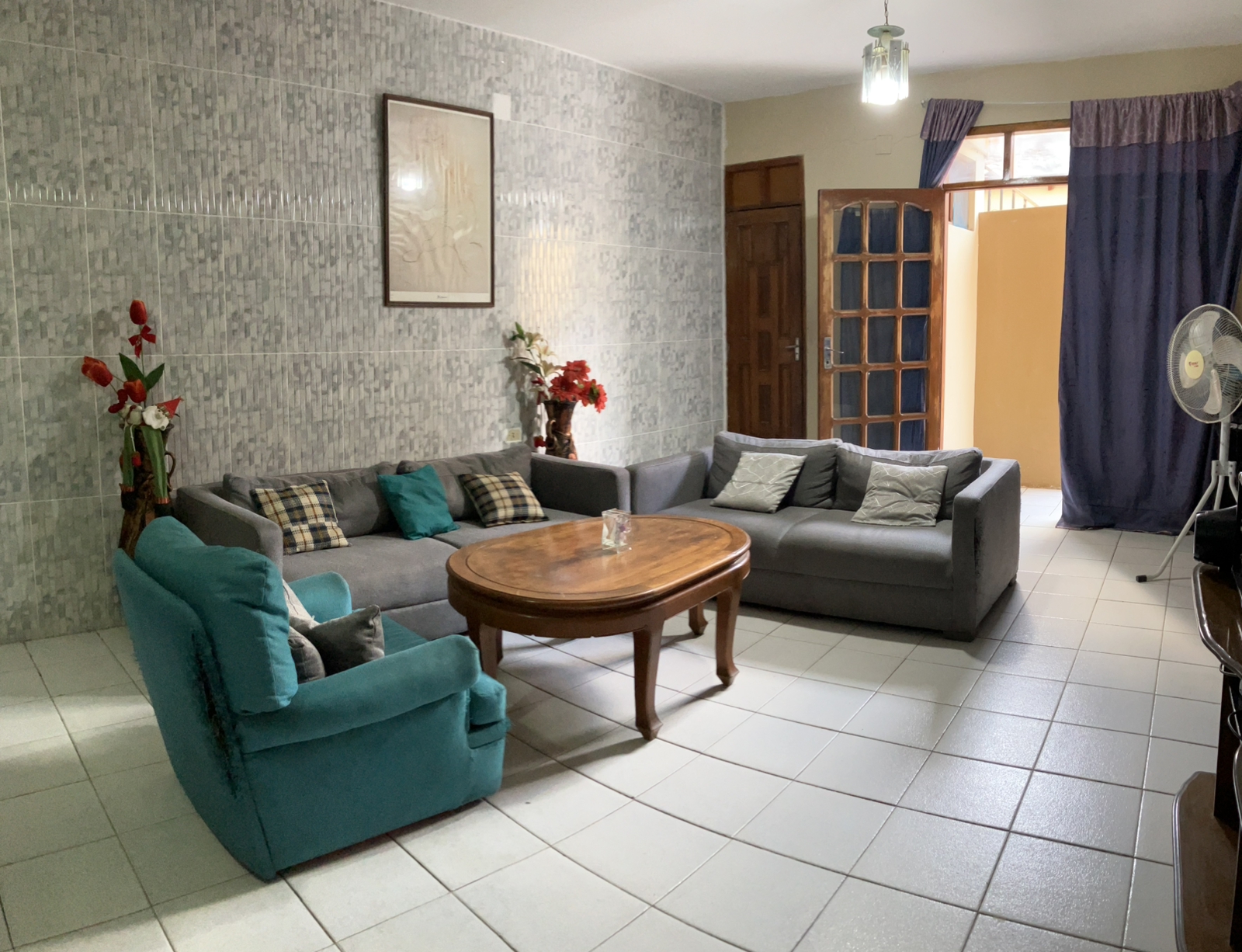 HERMOSA CASA EN VENTA / ENTRE 3 Y 4 ANILLO MUTUALISTA Y ALEMANA. Ref #E2B176