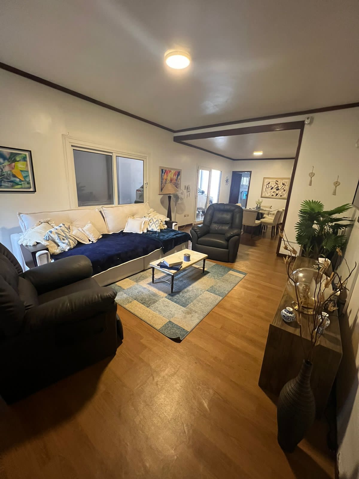 Alquilo Amplia Casa en Barrio Mcal. Estigarribia para oficina. Cod GS . Ref #YD0FD8 - infocasas ...