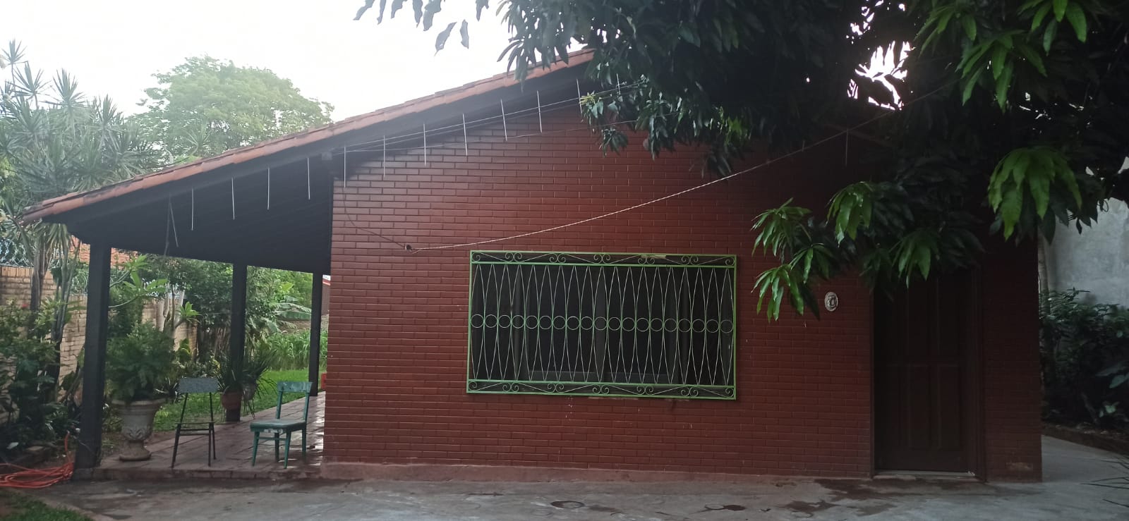 Alquilo Hermosa casa en San Lorenzo, en el barrio San Isidro.. Ref #H74035