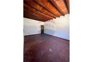 ALQUILO AMPLIA CASA EN BARRIO MBURUCUYA . Ref #S5DCC7 - infocasas.com.py