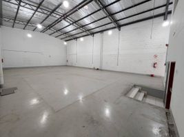 Alquilo Salón comercial, con oficinas y depósito. Ref #OACCBB - infocasas.com.py