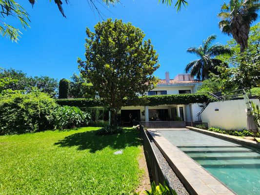 RESIDENCIA 997 MT2 EN LA MEJOR ZONA DE MBURUCUYA - CONDOMINIO VILLA VICENTE. Ref #A476A8 ...