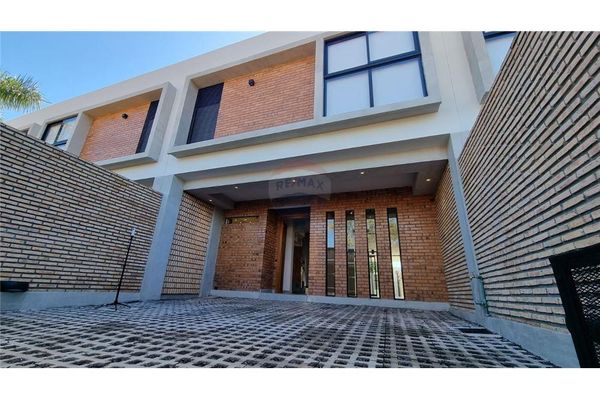 ALQUILO DUPLEX A ESTRENAR EN LUQUE-LOMA MERLO. Ref #YE5E90 - infocasas.com.py