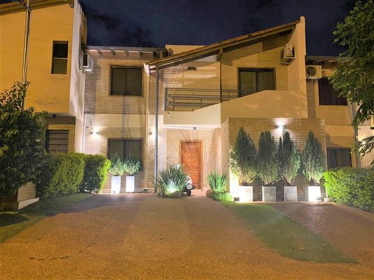 NEW -ALQUILO HERMOSO DUPLEX EN BARRIO CERRADO BETHARRAM - ZONA LUQUE. Ref #RBEAB3