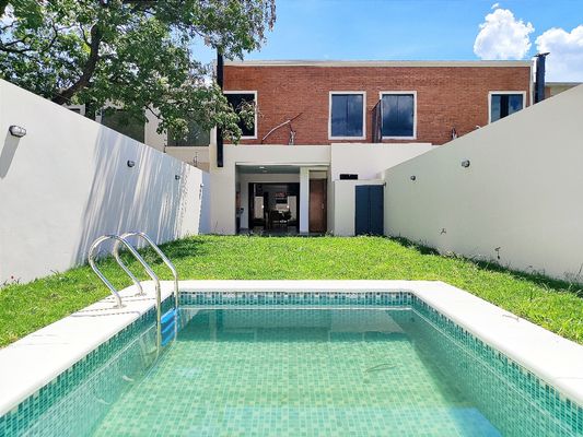 VENDO DÚPLEX A ESTRENAR C/ PISCINA EN LUQUE!!. Ref #DA1E3D - infocasas.com.py
