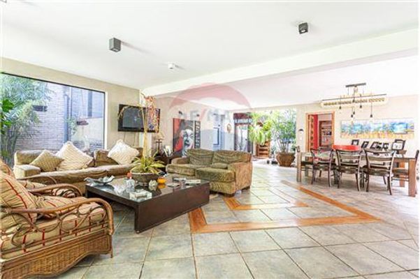 RESIDENCIA VENTA VILLA AURELIA. Ref #CF62C6 - infocasas.com.py