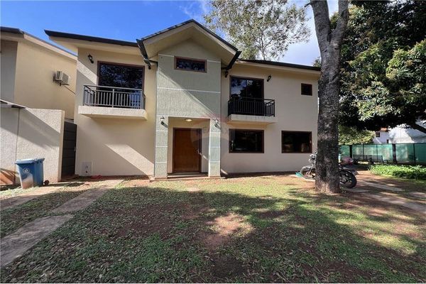 ALQUILO DUPLEX EN FERNANDO CONDOMINIO CERRADO. Ref #ND31B0 - infocasas.com.py