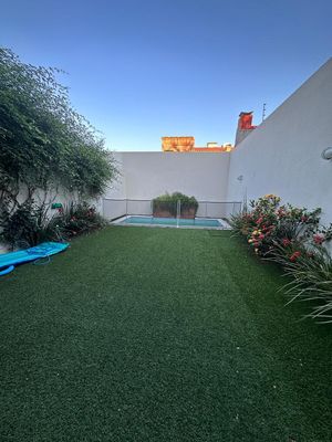 #Alquiló duplex en MBURUCUYA . Ref #W54197