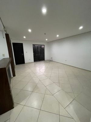Alquilo Dpto con patio de 3 Dormitorios En Barrio Jara. Ref #V2B252 - infocasas.com.py
