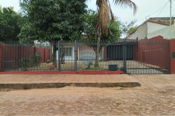 Alquilo Amplia Casa en Fernando Zona Sur. Ref #I2C0B5 - infocasas.com.py