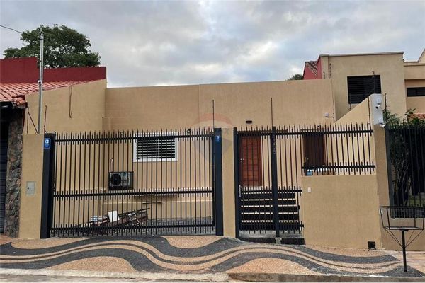 ALQUILO CASA A ESTRENAR EN BARRIO JARA. Ref #KAF9AB - infocasas.com.py