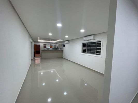 Alquilo duplex en Barrio Jara. Ref #QFE9C8 - infocasas.com.py