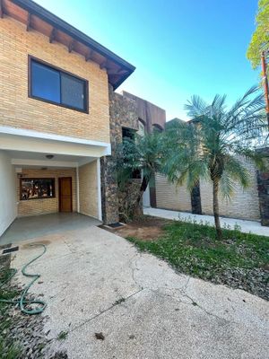 Vendo Duplex para inversión Zona Mburucuya con piscina . Ref #Q33170 - infocasas.com.py