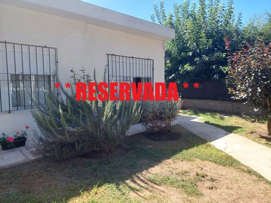 Venta De Casa En Solymar, 2 Dormitorios. Ref #J1C6E4