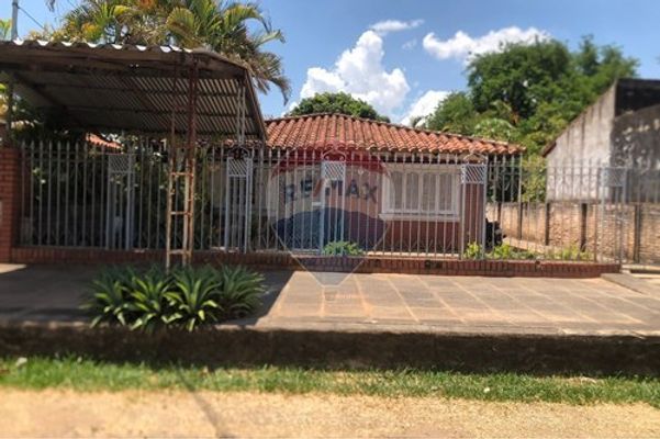 VENDO HERMOSA CASA EN MARIANO ROQUE ALONSO. Ref #IFD0AC
