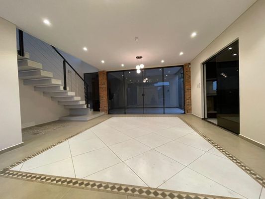 Alquilo Hermoso Duplex con Piscina. Ref #TD9092 - infocasas.com.py