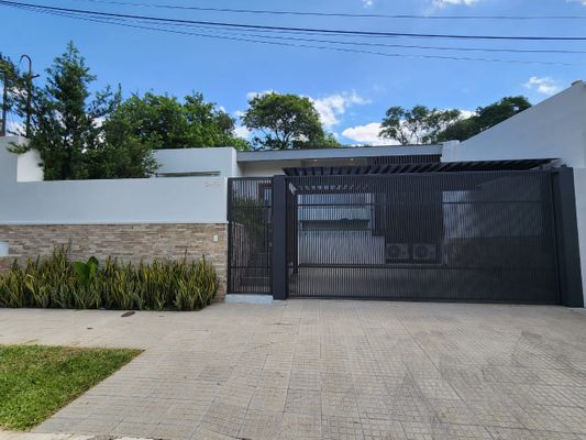Alquilo Hermosa Casa Zona La Piedad !!. Ref #GF5446 - infocasas.com.py