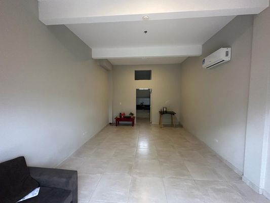 Alquilo local comercial - Barrio San Pablo. Ref #CC9C73 - infocasas.com.py