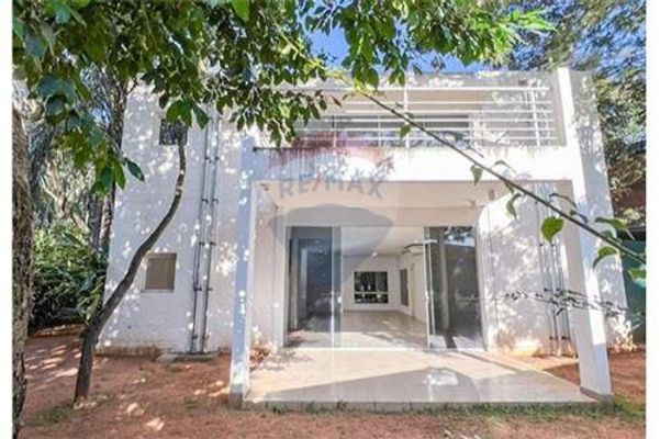 Casa - Venta - Paraguay Central Fernando De La Mora. Ref #J9642A ...