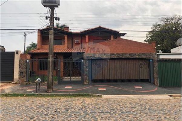 ALQUILO CASA EN MBURUCUYA. Ref #WB9AB5 - infocasas.com.py