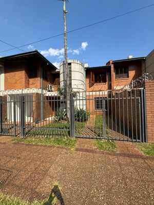Alquilo Duplex sobre calle Herminio Maldonado. Barrio Ycua Sati. Ref #G6A525 - infocasas.com.py