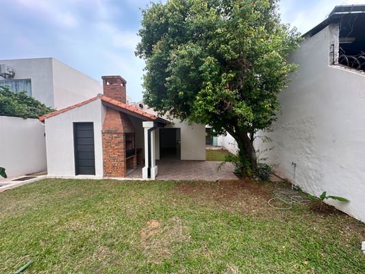 Casa en alquiler, Barrio Jara !. Ref #M6F87C