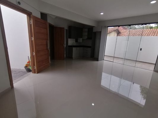 ALQUILO DUPLEX ZONA HIPODROMO. Ref #Y84648 - infocasas.com.py