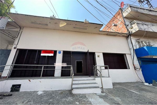 LOCAL COMERCIAL EN BARRIO SAN PABLO . Ref #B405A9 - infocasas.com.py