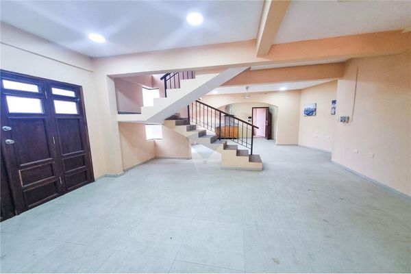 Alquilo casa en Ycua Saty. Ref #RF8175 - infocasas.com.py