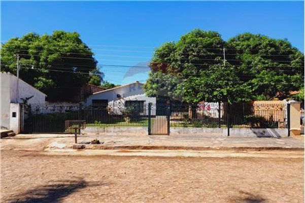 Casa - Venta - Paraguay Central Luque. Ref #C1B209 - infocasas.com.py