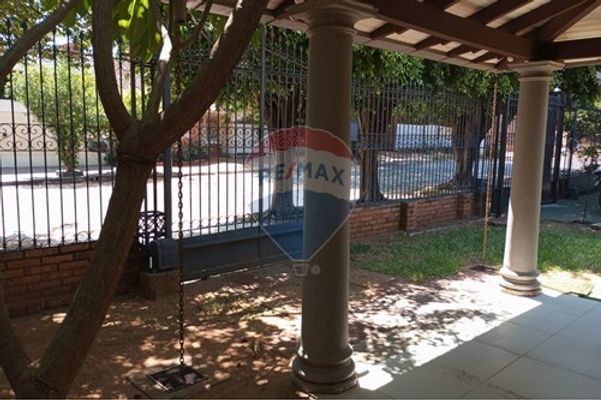Casa-Alquiler-PY Asunción Hipódromo. Ref #K9D60F