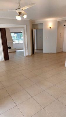 ALQUILO RECIDENCIA EN BARRIO SAN VICENTE . Ref #H74C5B - infocasas.com.py