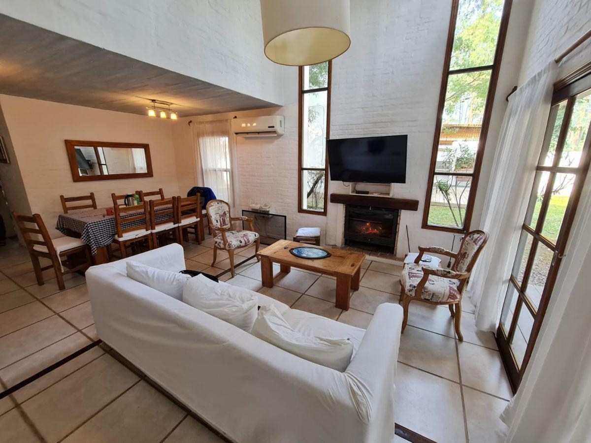 Venta casa 3 dormitorios con patio y parrillero en Solanas, Maldonado. Ref #T72199 - infocasas ...